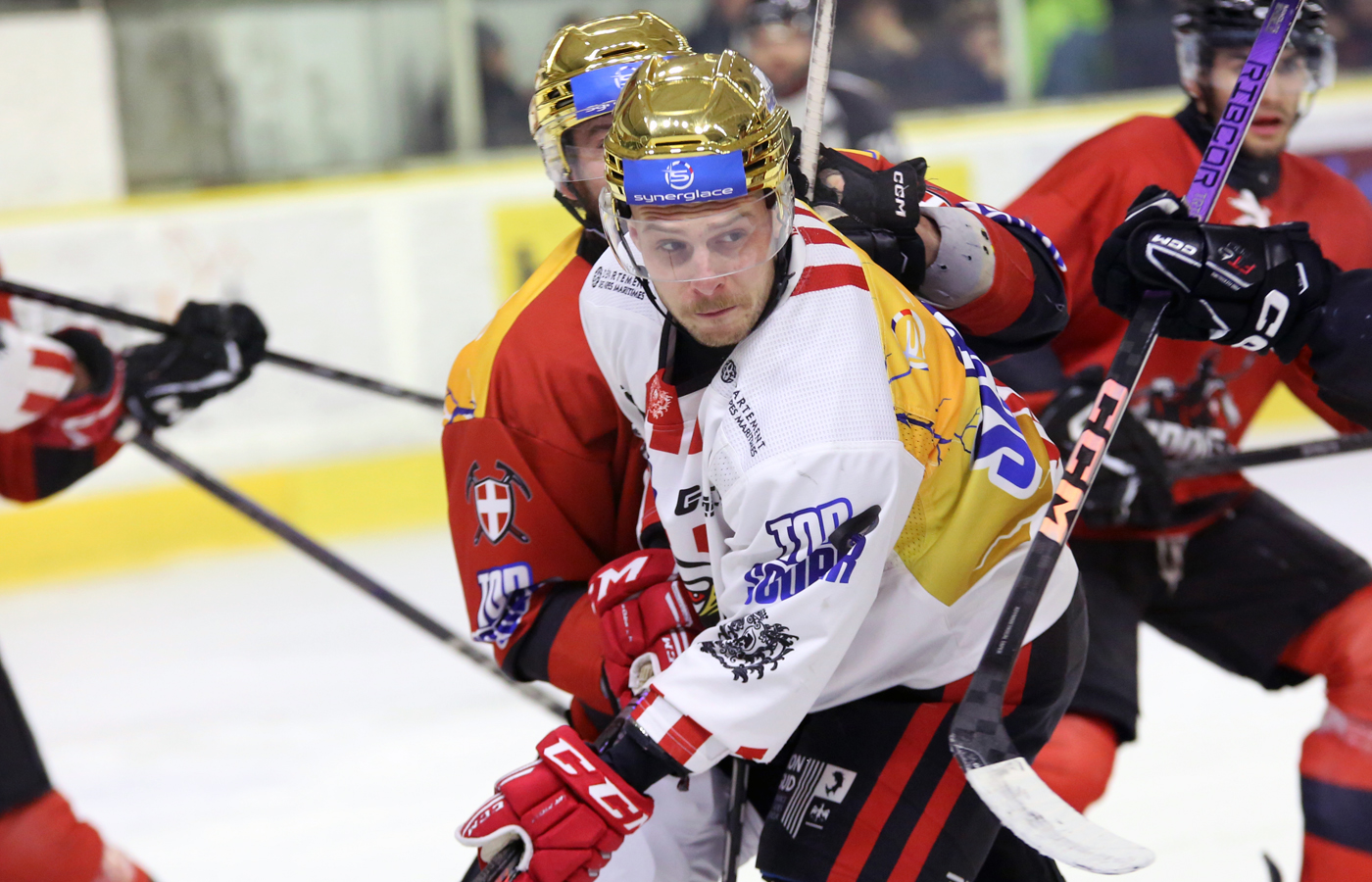Raska renforce le secteur offensif ! - Chamonix Hockey Élite - Les ...